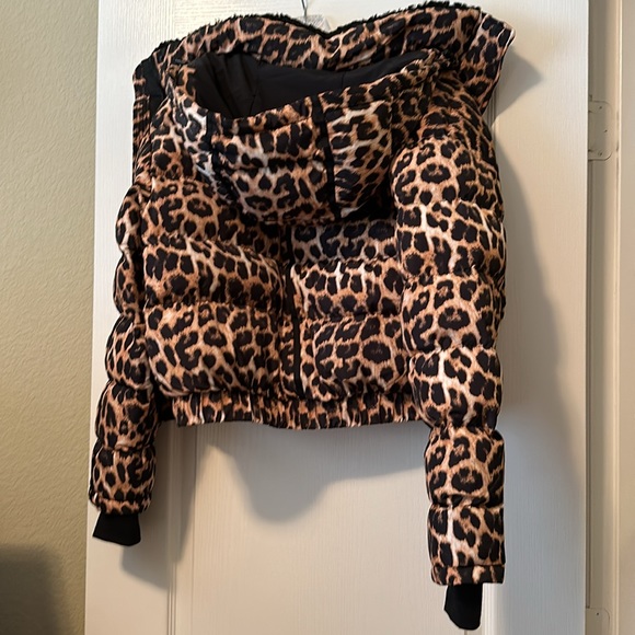 IVL collective | Jackets & Coats | Animal Print Puffer Jacket | Poshmark